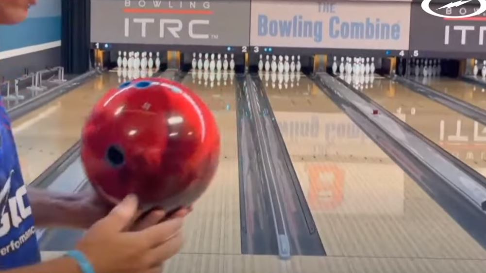 Storm Electrify Solid Bowling Ball Review – First Impressions From PBA ...